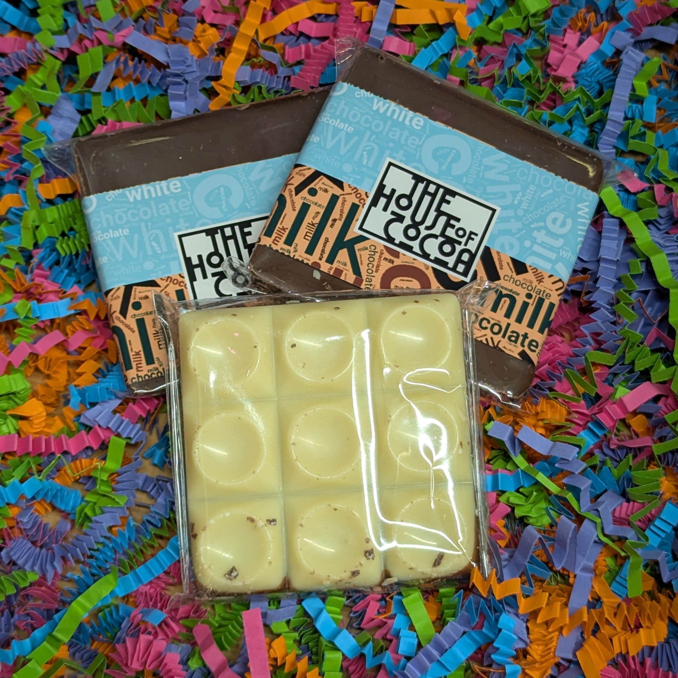 Milk and White Chocolate Half 'n' Half Harmony Half Bar - The House Of ...
